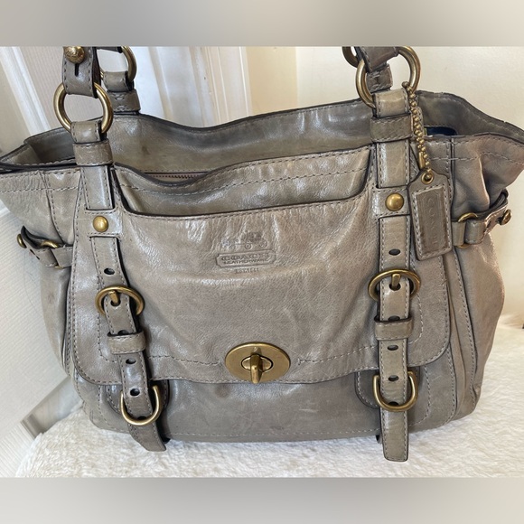 Coach | Bags | Coach Legacy Shoulder Bag Guc | Poshmark